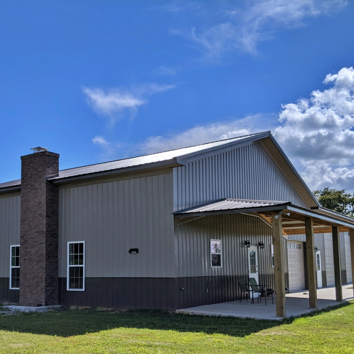 What to Expect When Working with Our Texas Metal Builder